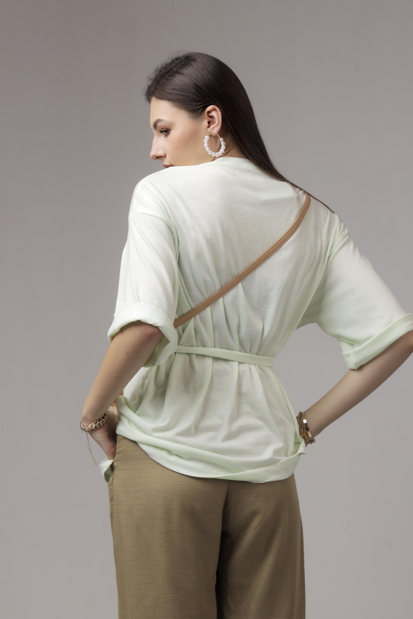 Della Top | Hava Indonesia