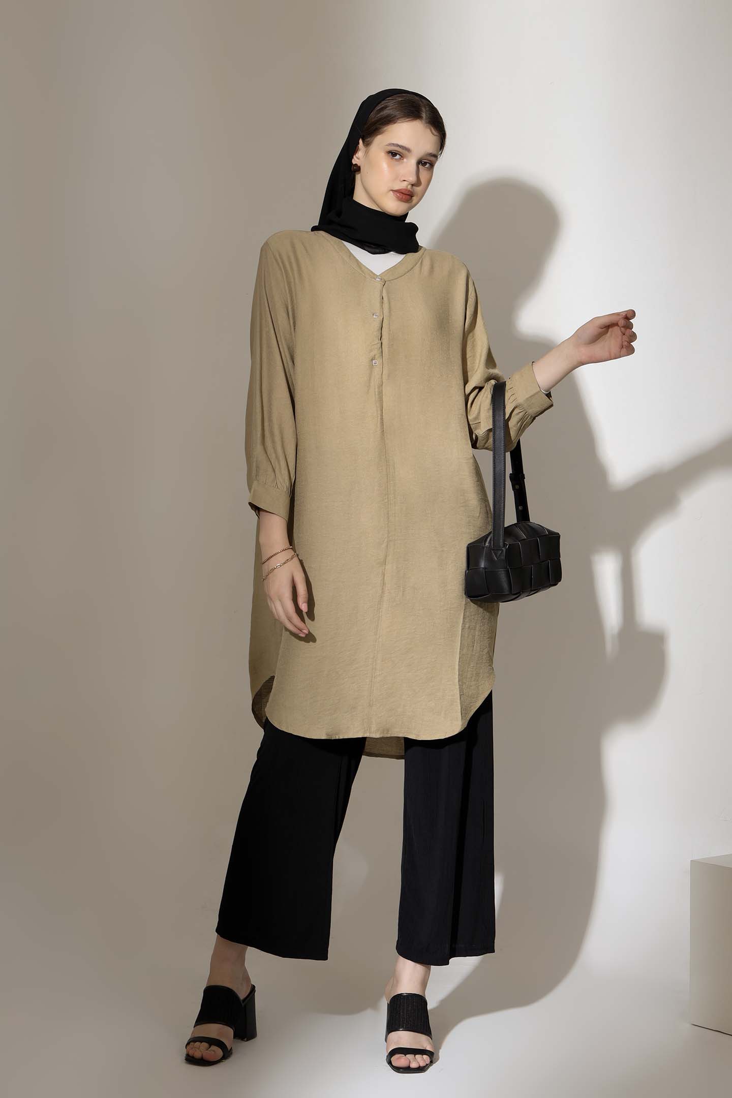 Geyna Top | Hava Indonesia