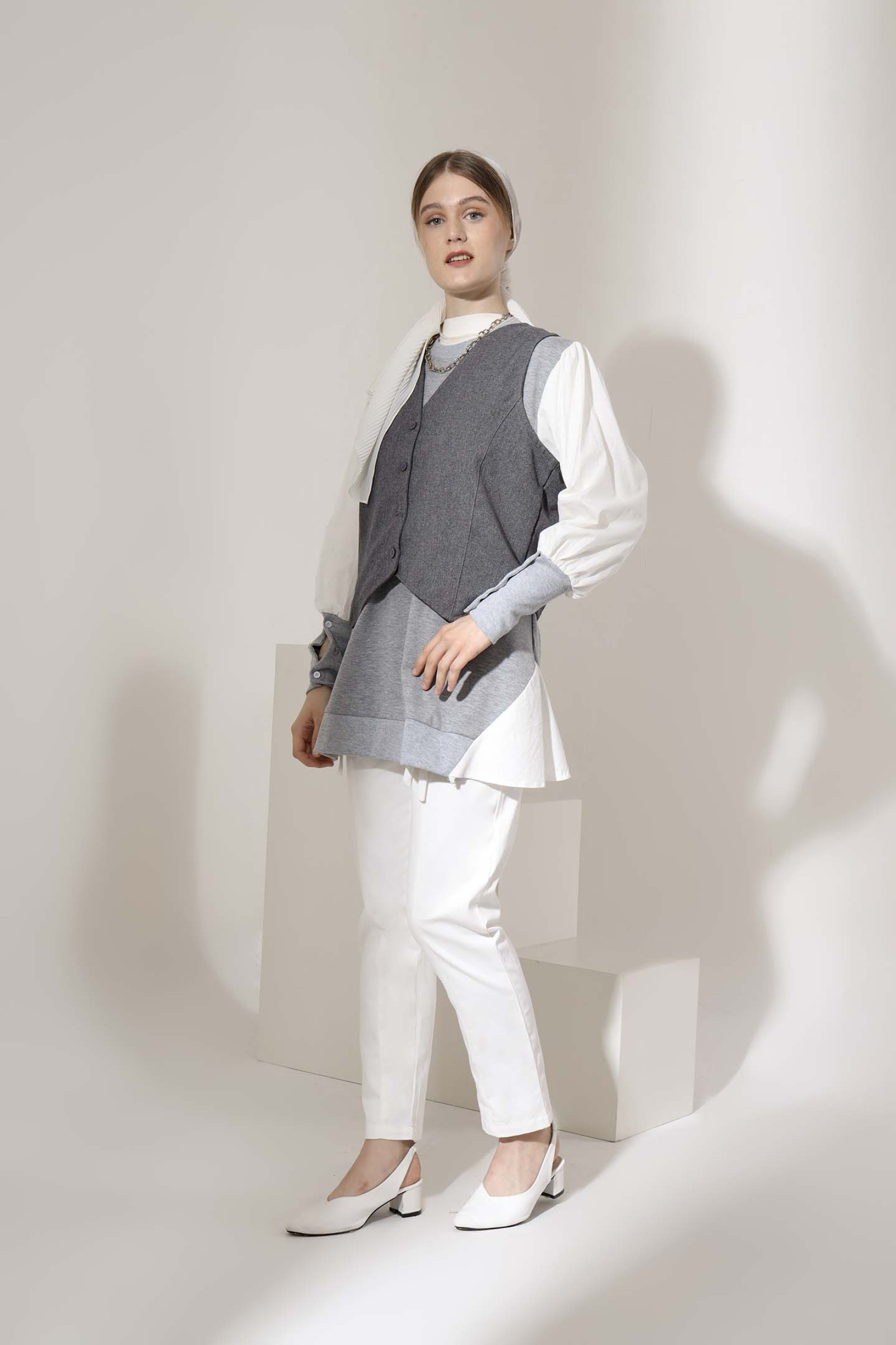 Halima Vest | Hava Indonesia