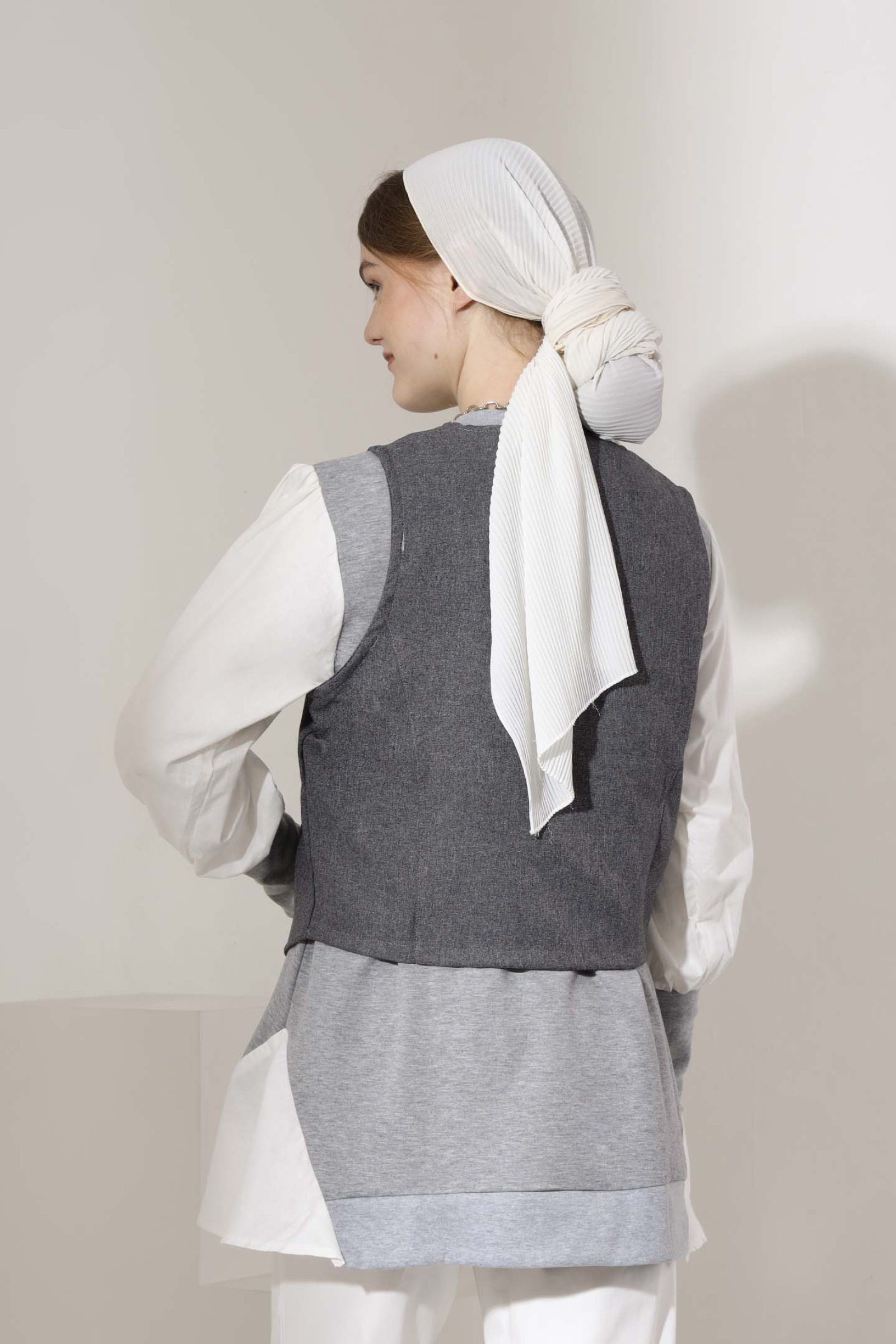 Halima Vest | Hava Indonesia