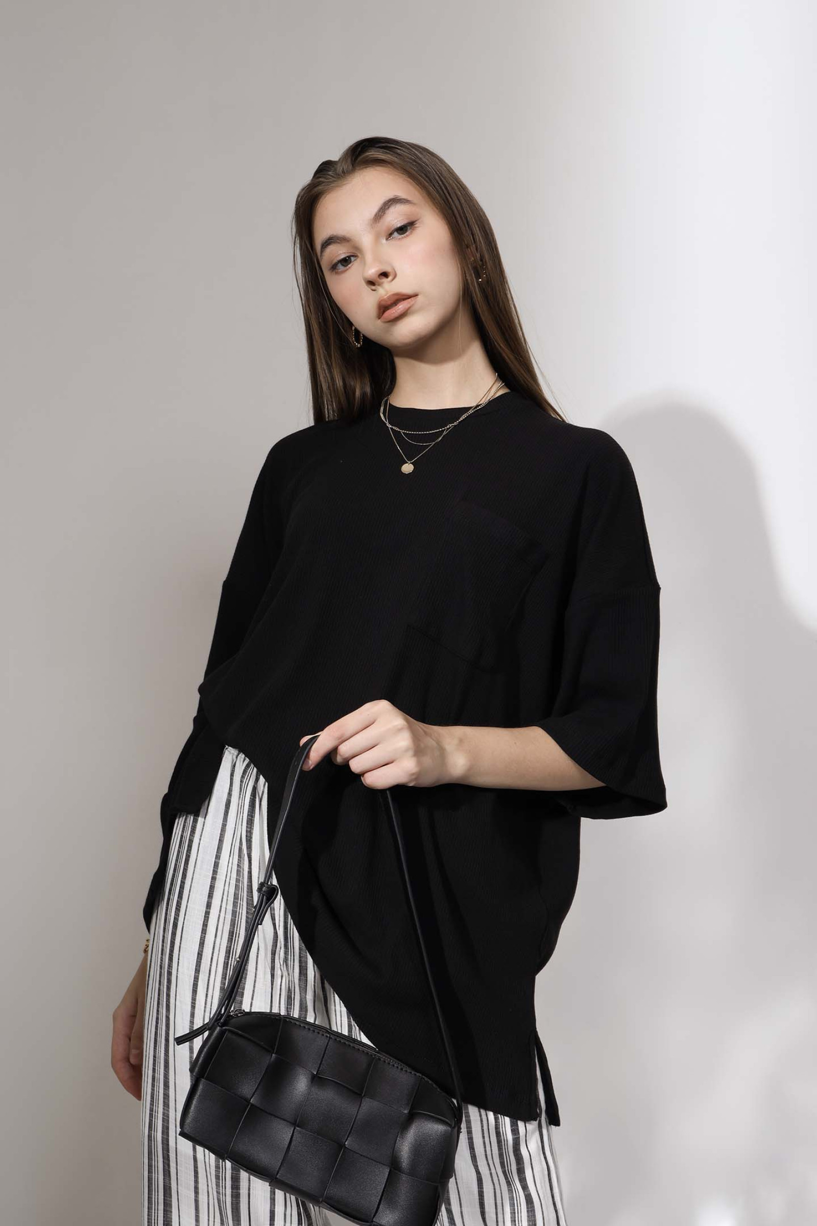Leoni Top | Hava Indonesia