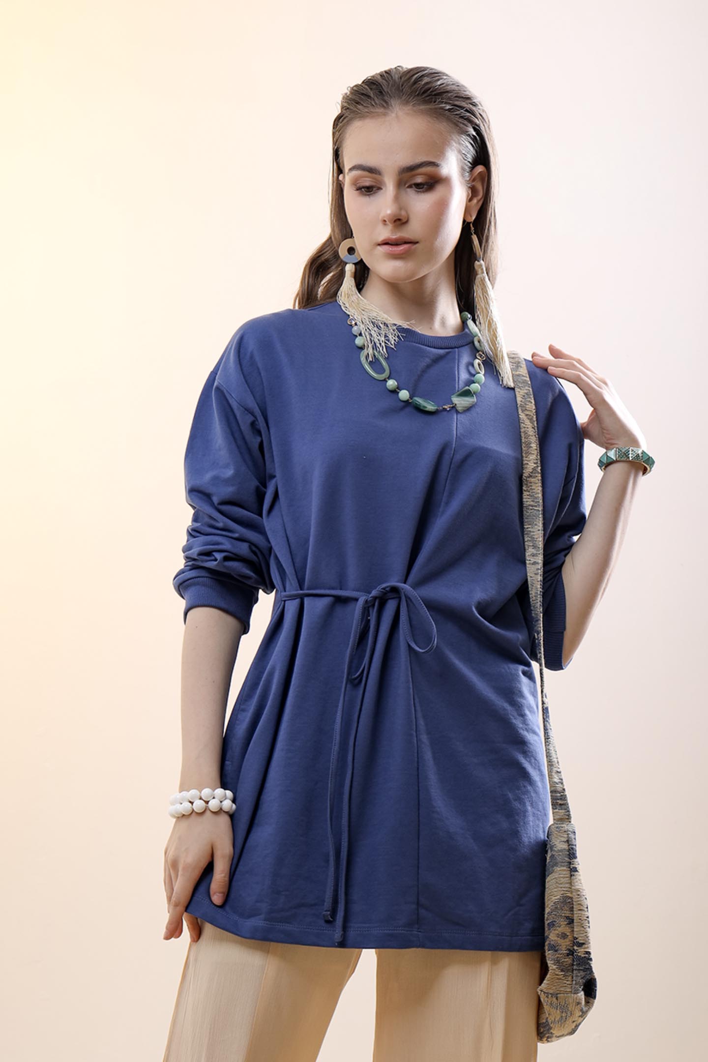 Saviona Top | Hava Indonesia