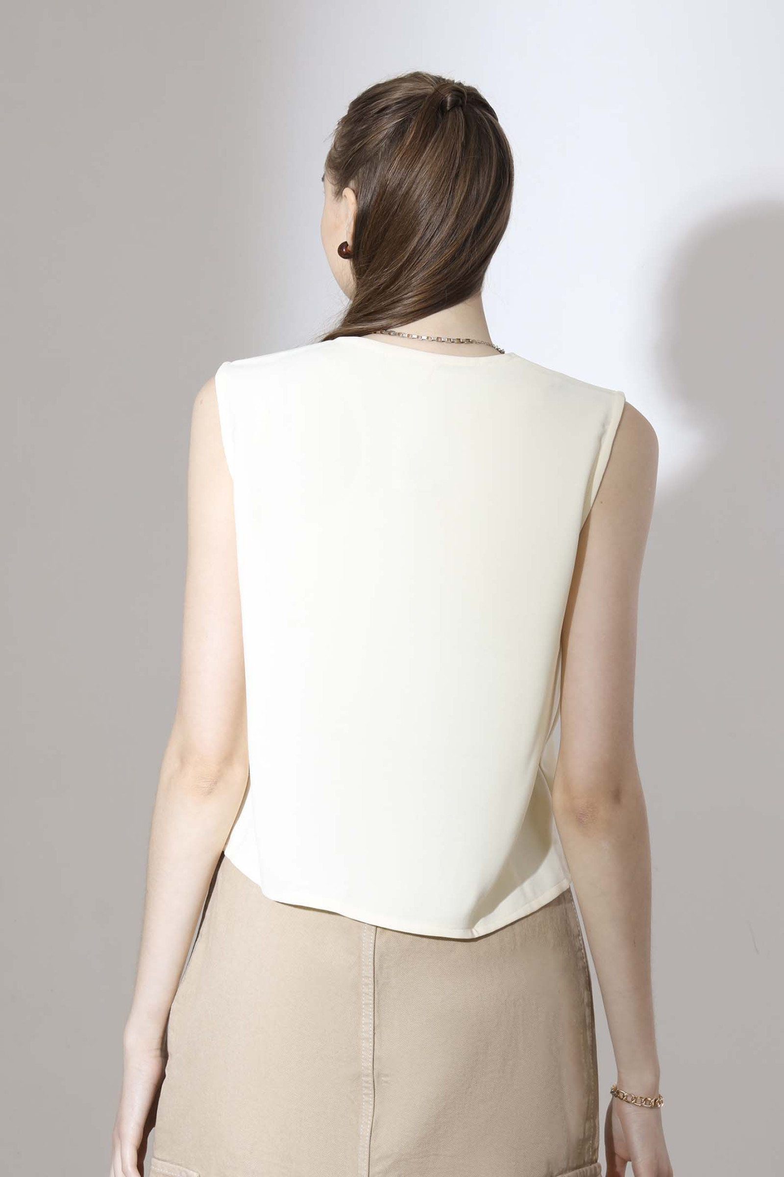 Yeselin Vest | Hava Indonesia